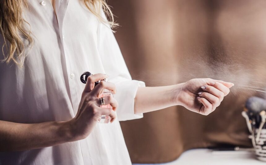 ყველაზე გამყოლი სუნამო: შლეიფიანი სუნამოები 2024